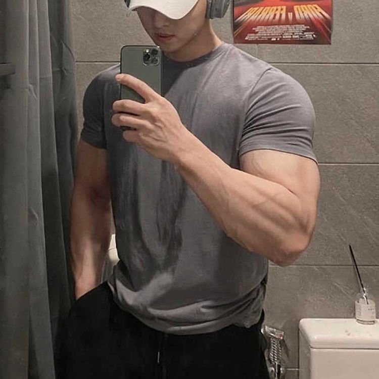 여름 역삼각형 머슬핏 패션 남자 헬스 웨어 반팔티 홈플러스 택배배송