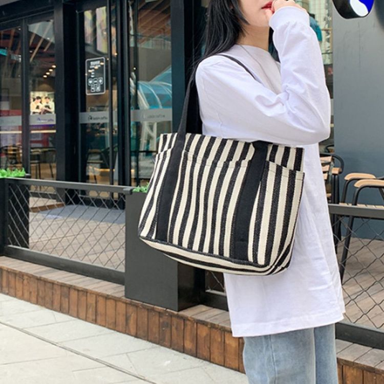 여성 여행 외출 스트라이프 보조백 에코 숄더백 가방 홈플러스 택배배송