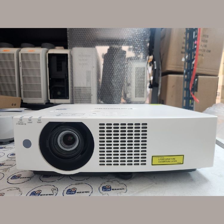 파나소닉 Pt Vz570 중고빔프로젝터 홈플러스 택배배송