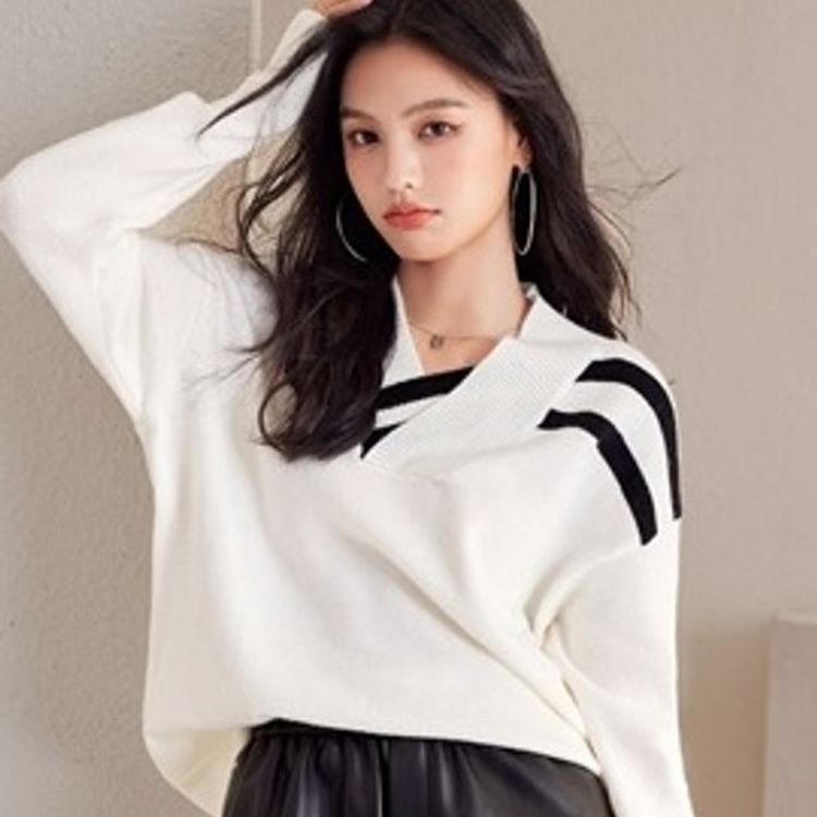 심플 실용적인 N6213b23e59 포인트 브이넥 배색 캐주얼 니트 홈플러스 택배배송