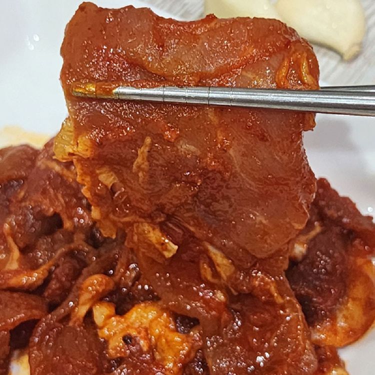 맛있는 한돈 제육 볶음 180g 고추장제육볶음 돼지고기 두루치기 돼지두루치기 고추장불고기 홈플러스 택배배송