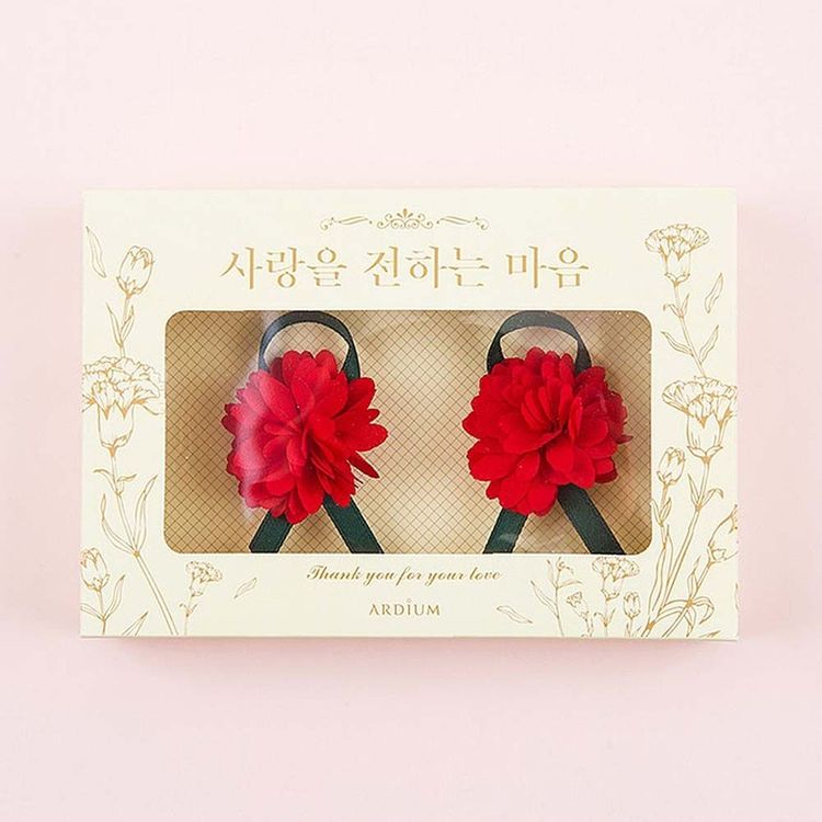 가정의달 맞이 정성을 담은 카네이션 브로치 세트 홈플러스 택배배송