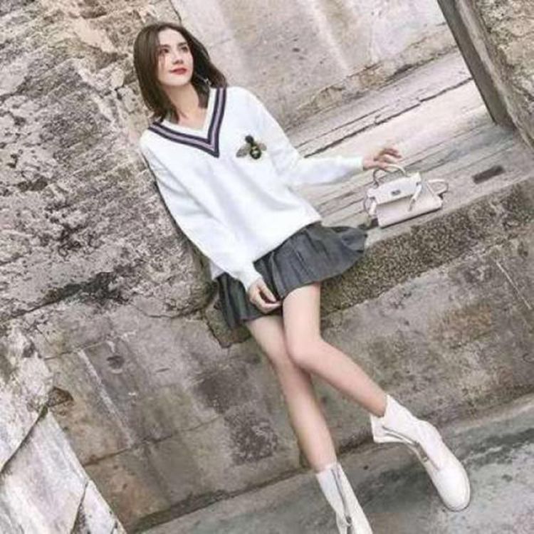 F32133 기본스타일 V넥 심플 니트티 스웨터 스쿨룩 홈플러스 택배배송