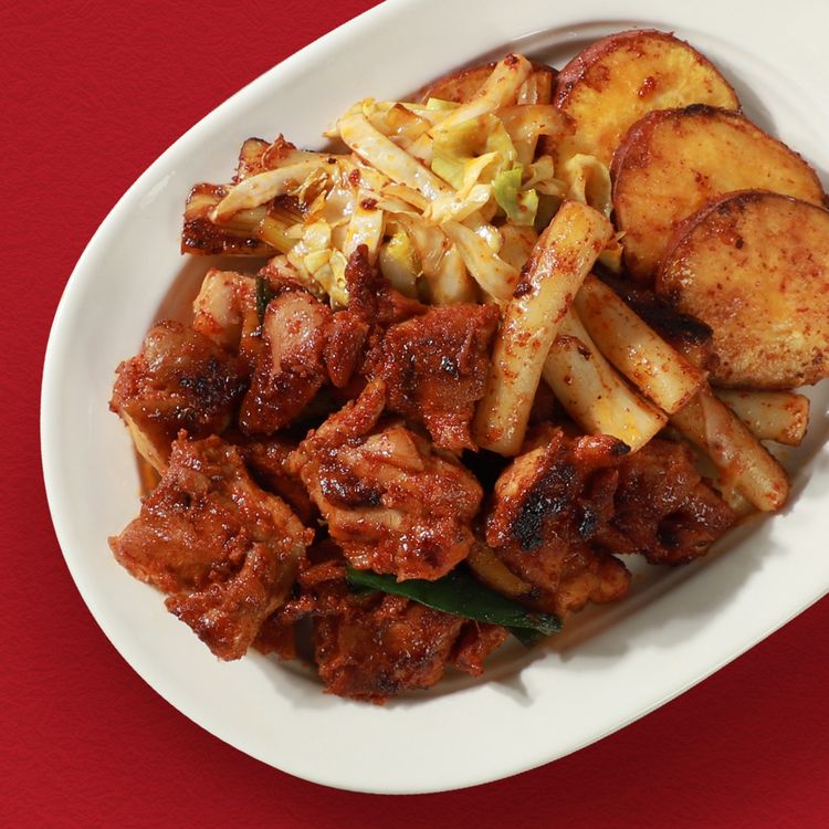 큰품닭갈비 통닭다리살로 만든 순살 춘천닭갈비 1kg X 2팩 춘천직송 홈플러스 택배배송