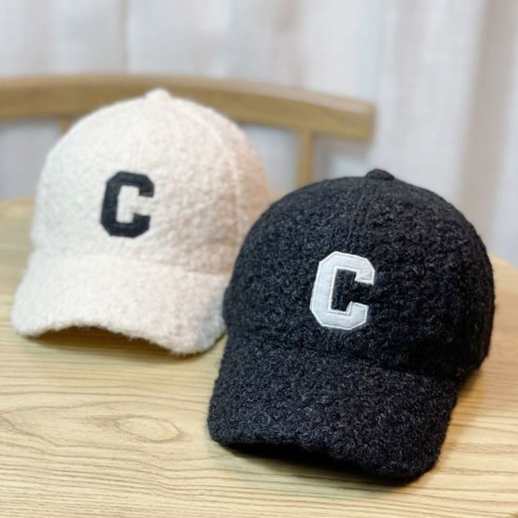 귀여운 따뜻한 뽀글이 앒파벳 C 볼캡 야구 모자 홈플러스 택배배송