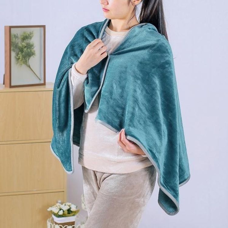 똑딱이단추 극세사 망토 담요70x130cm거실 차박담요 홈플러스 택배배송