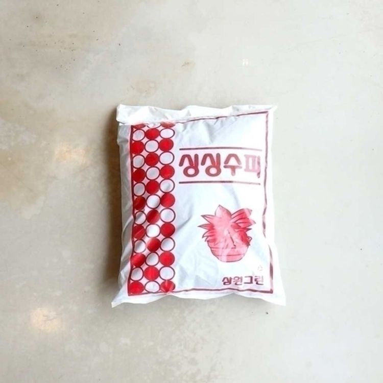 삼원그린 싱싱수피 8l 부엽토 화훼 분갈이용 종묘나 식물의 웃거름 퇴비 홈플러스 택배배송