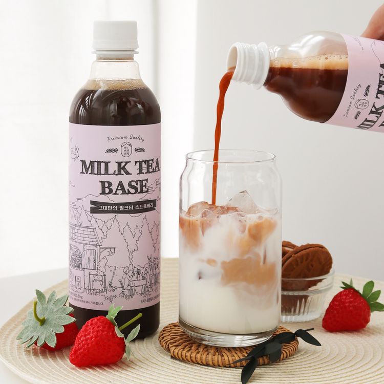마녀의부엌 스트로베리 딸기라떼 대용량 밀크티 베이스 500ml 홈플러스 판매자택배