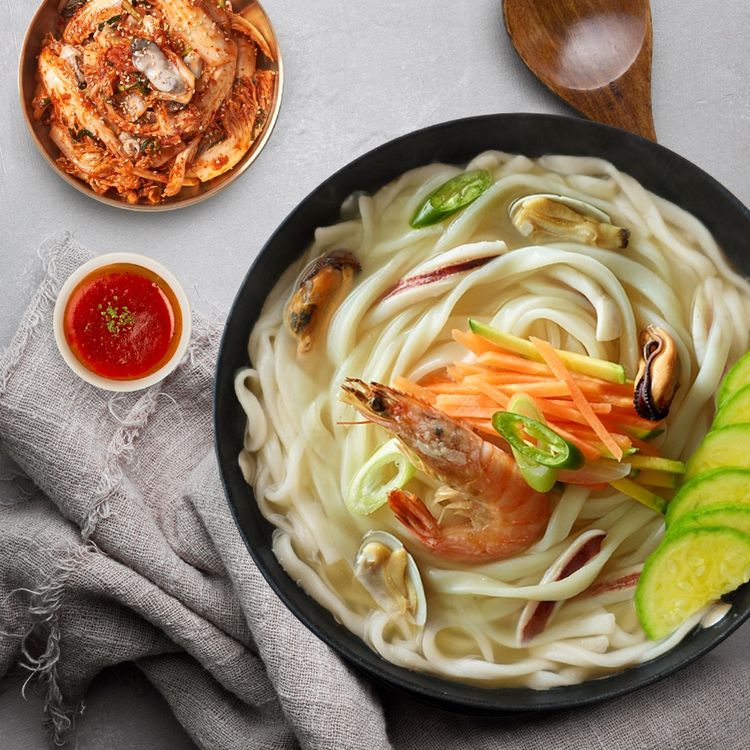 채선당 해물칼국수 육수 800gx2팩칼국수 230gx2팩칠리소스 40gx2팩 홈플러스 택배배송