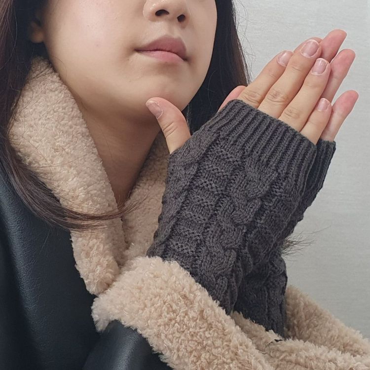 꽈배기 니트 핸드워머 손토시 차콜 홈플러스 판매자택배